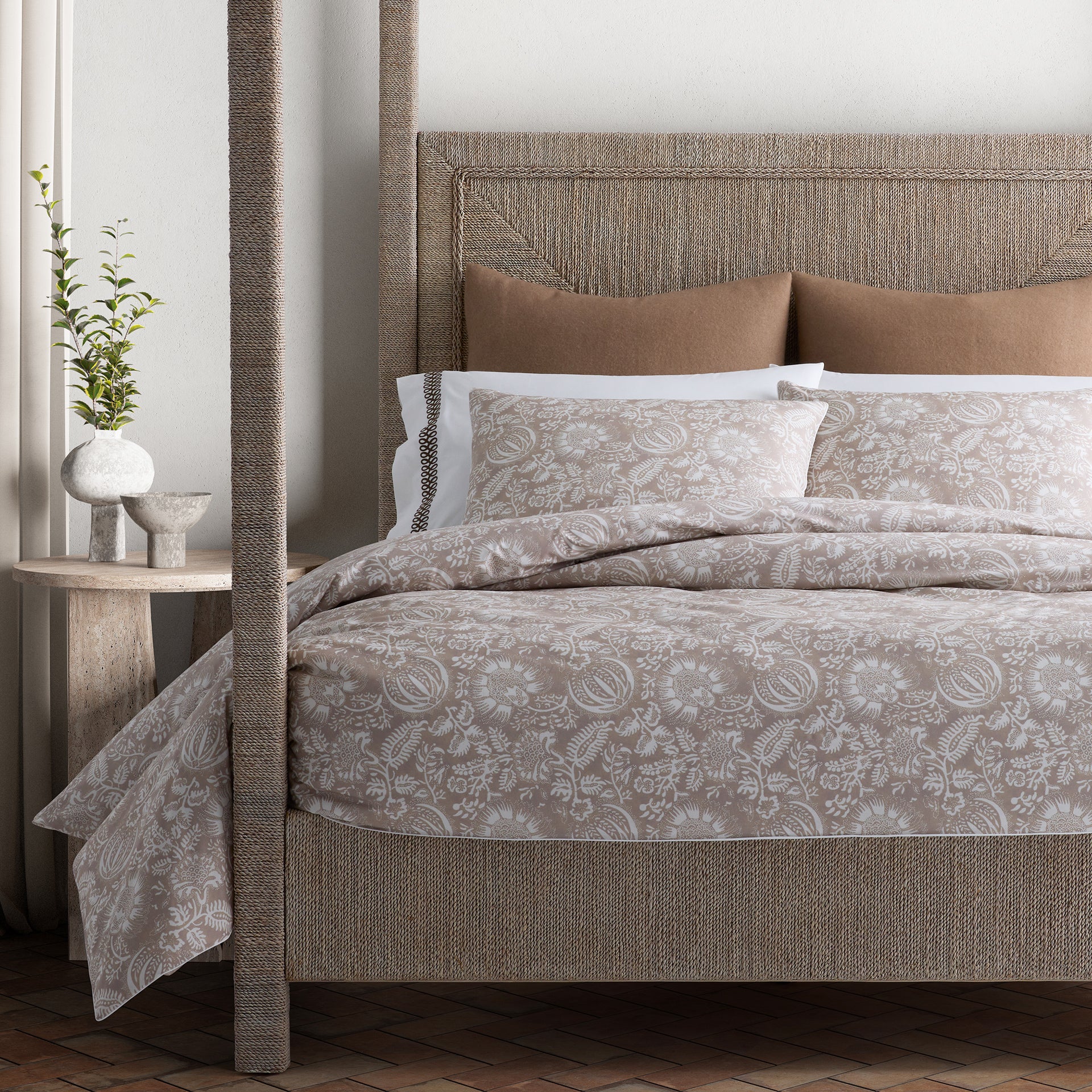 Duvet Covers & Shams – Brass Bed